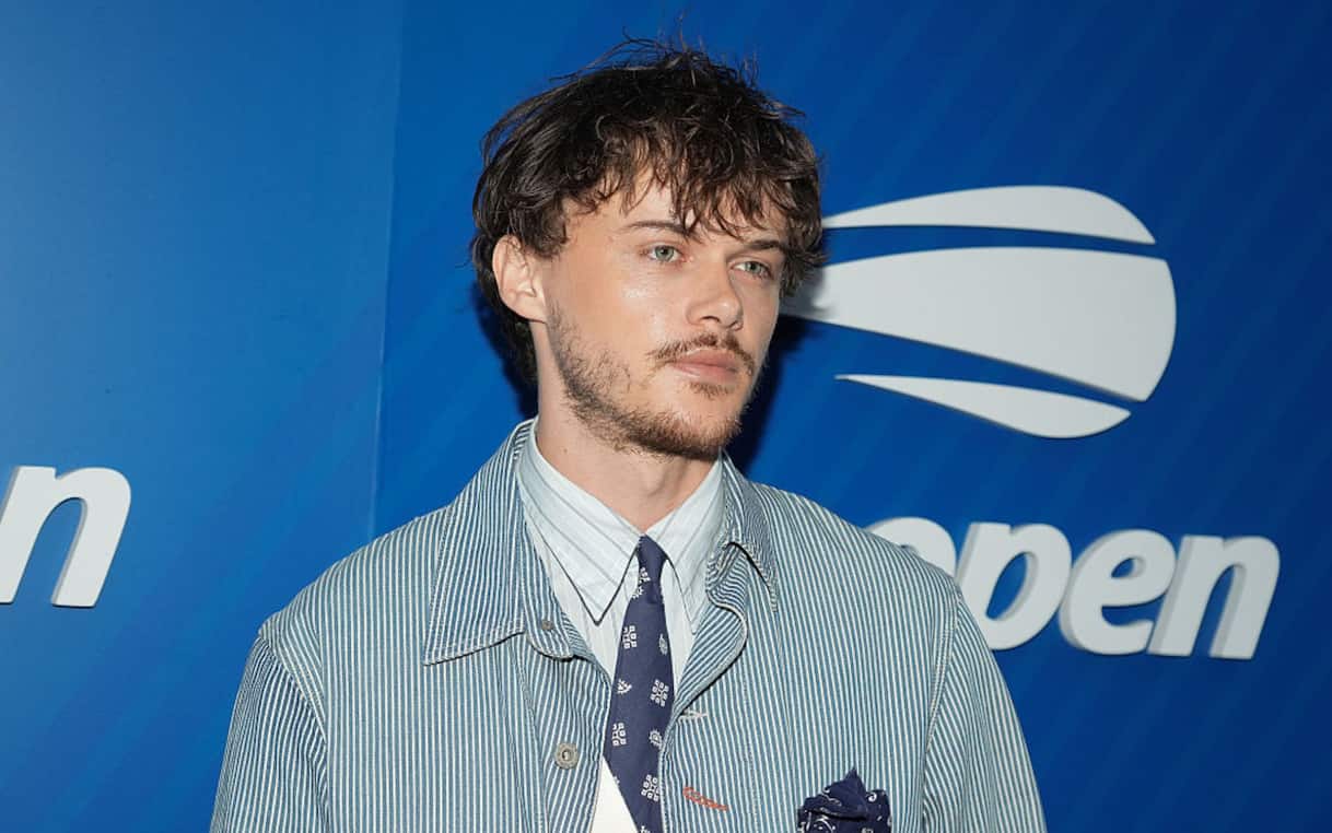 L'estate nei tuoi occhi 3, chi è Christopher Briney l'attore che ...