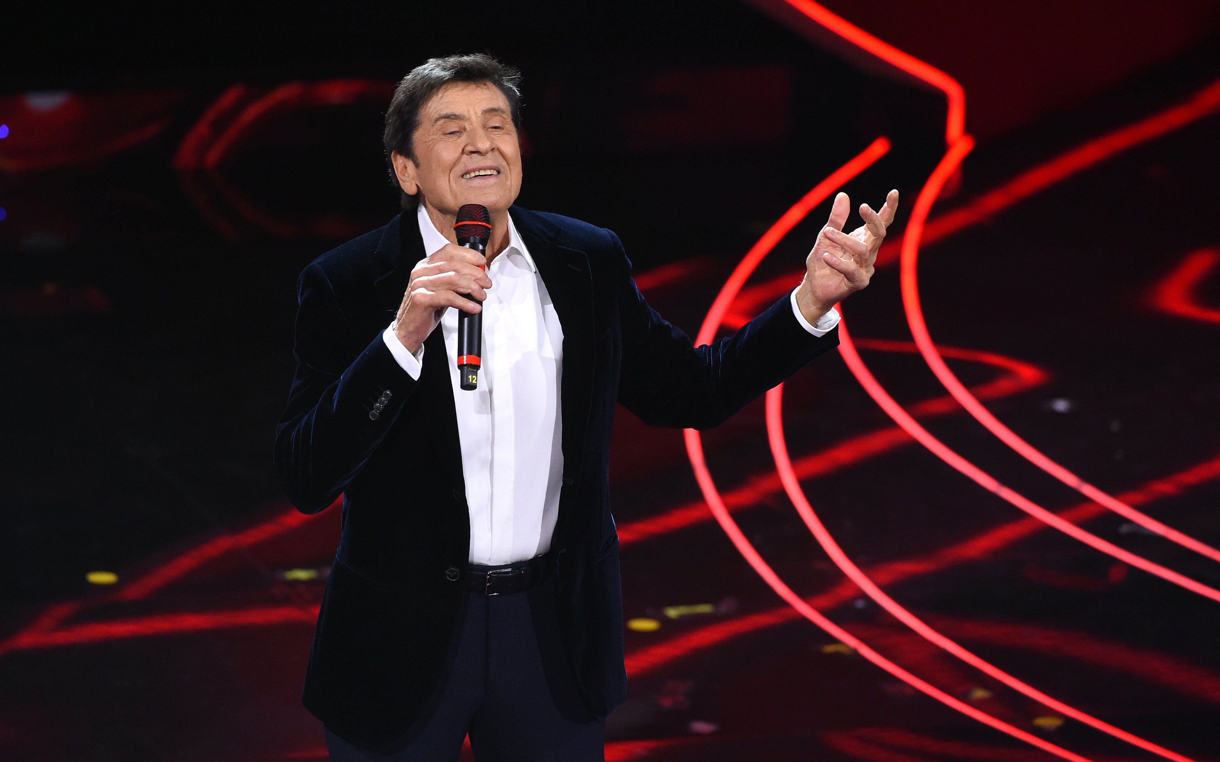 Gianni Morandi, il 15 novembre esce il nuovo singolo L'attrazione ...