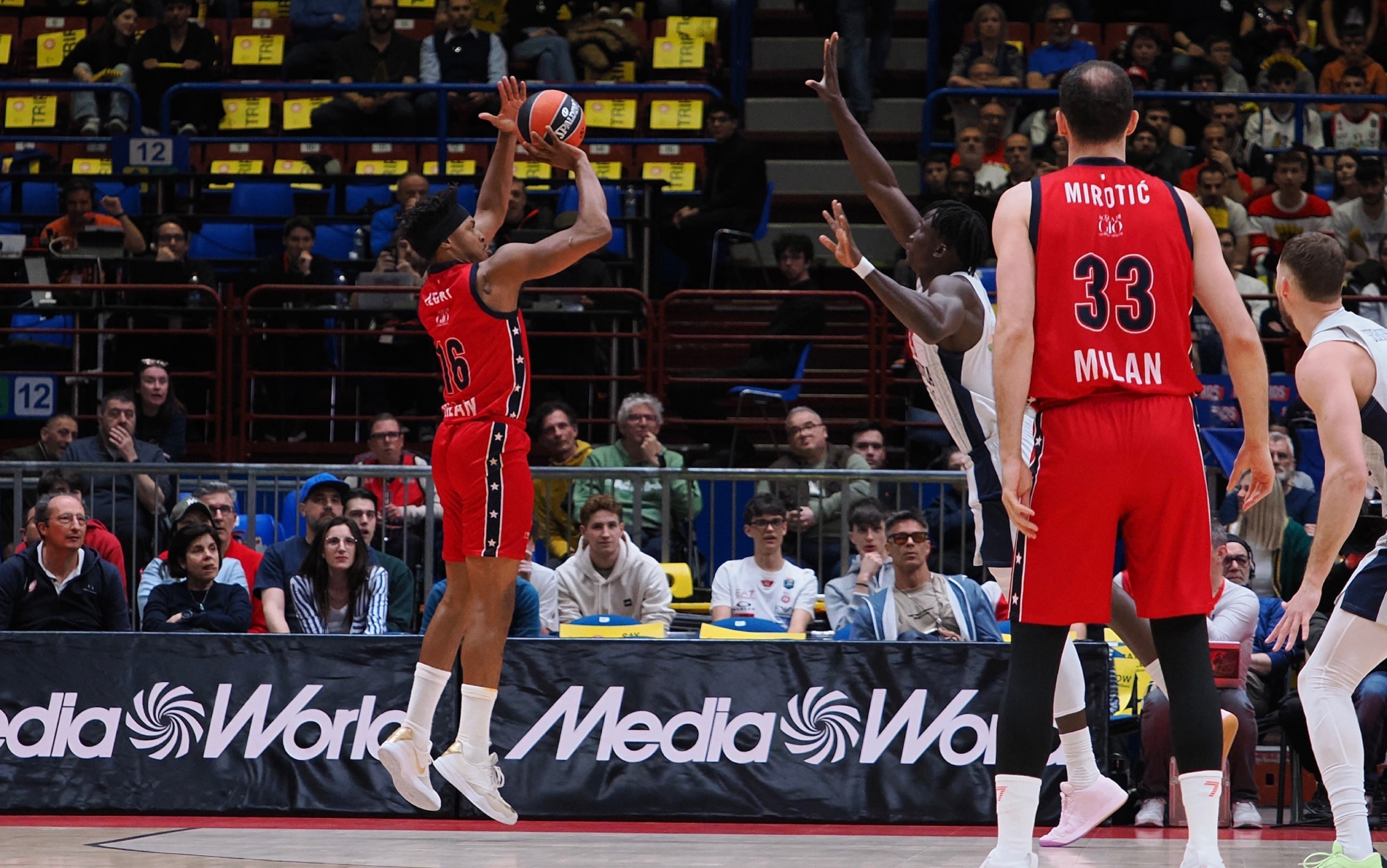 Trento vince la Coppa Italia 2025 di basket: Olimpia Milano ko 79-63 nelle Final Eight | Sky Sport