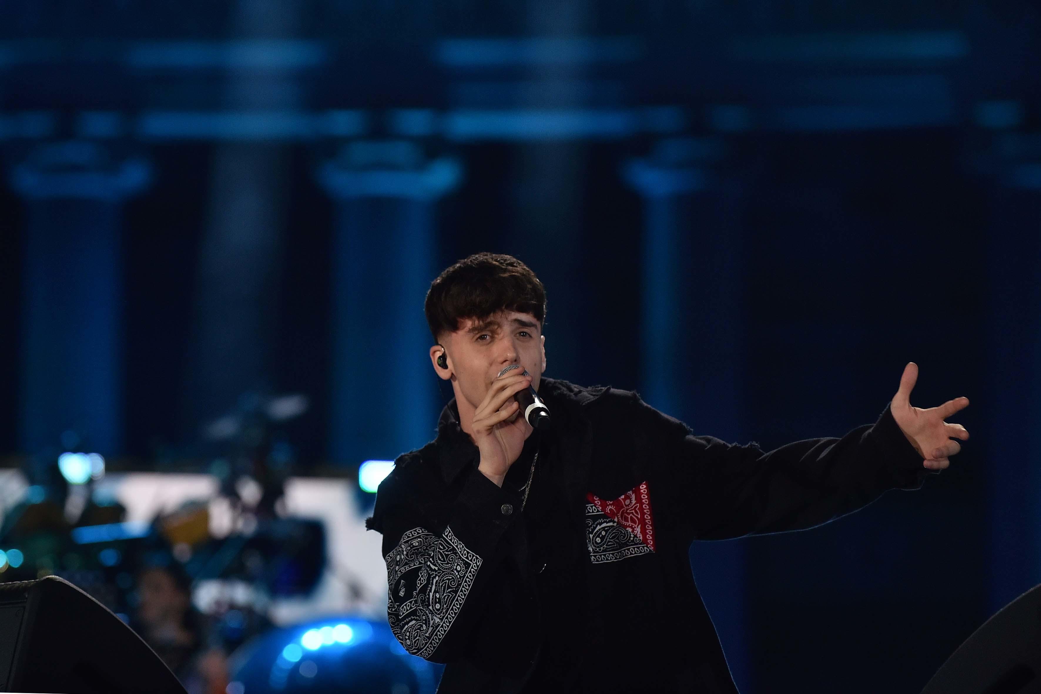 I Cantanti Di Sanremo 2023 Chi è Lda Che Sul Palco Dellariston Canta