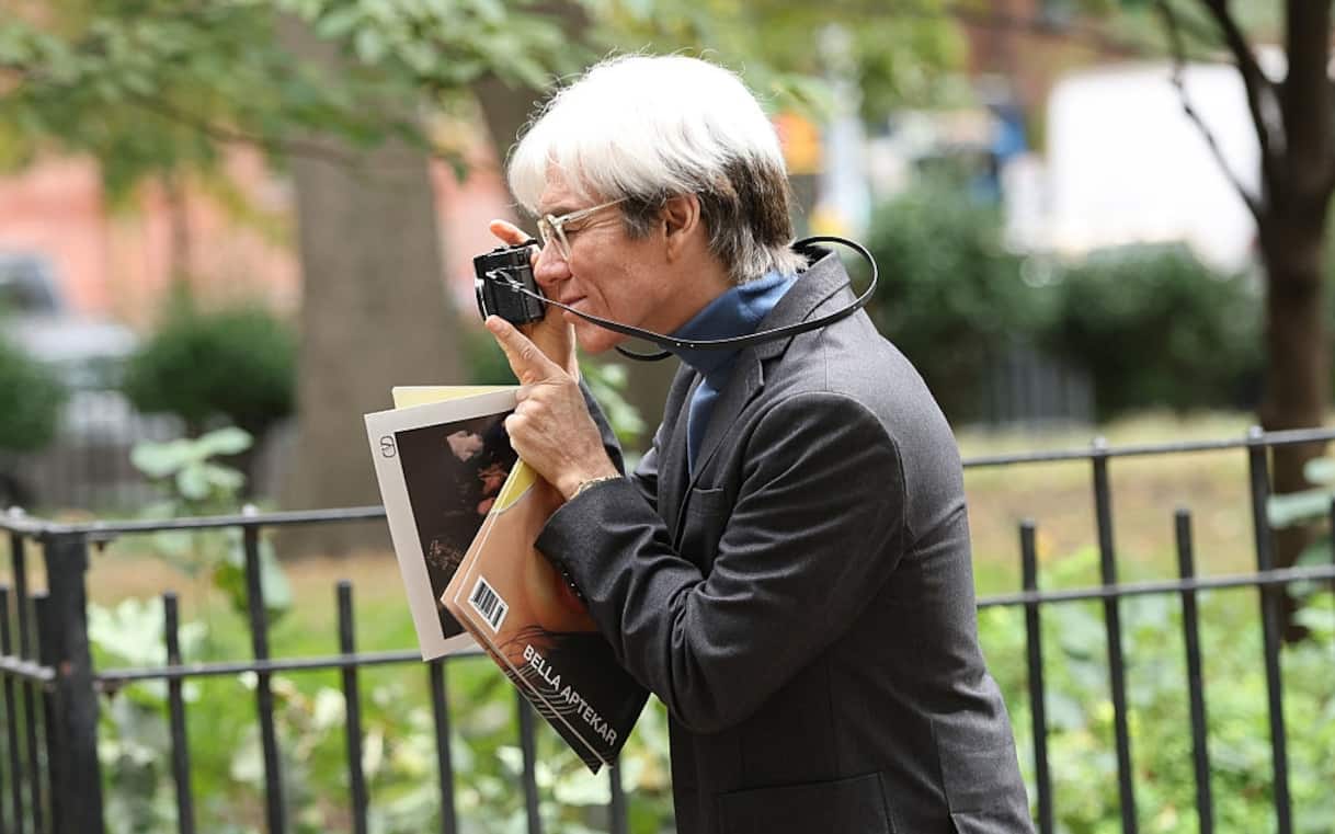 Anthony Starr, star di The Boys, è Andy Warhol nel biopic su Basquiat. FOTO | Sky TG24