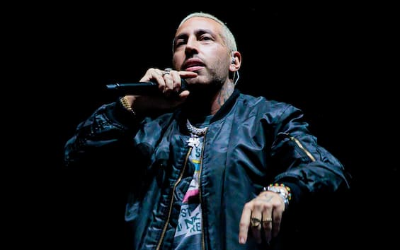 Anno Fantastico, è uscito il nuovo singolo di Luchè | Sky TG24