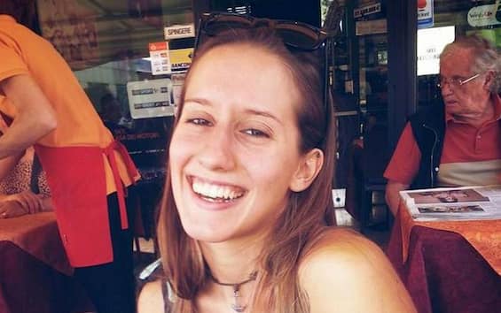 Silvia Romano, oggi alle 14 il rientro in Italia | Sky TG24