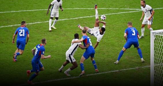 Le migliori rovesciate del calcio, da Bellingham a Cristiano Ronaldo e ...