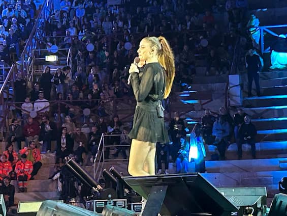 Annalisa in concerto all'Arena di Verona, ecco come è andata I Sky Tg24