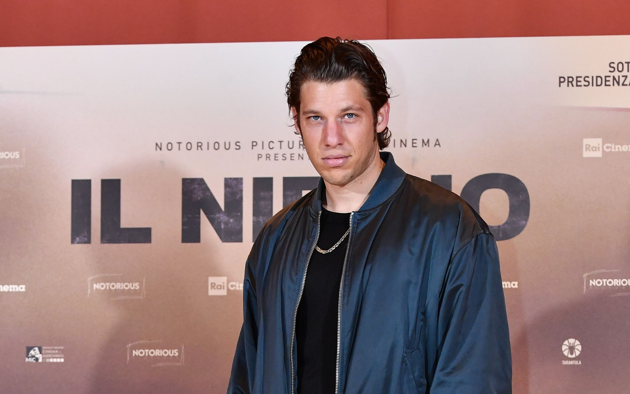 Il Nibbio, cast del film con Claudio Santamaria e Sonia Bergamasco ...