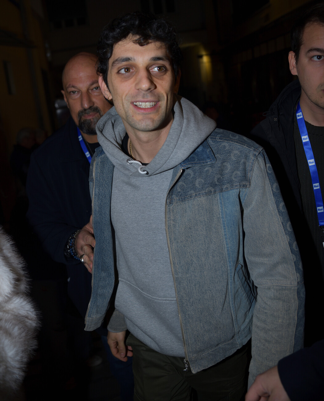 Chi è Bresh, per la prima volta a Sanremo 2025 con la canzone La tana ...