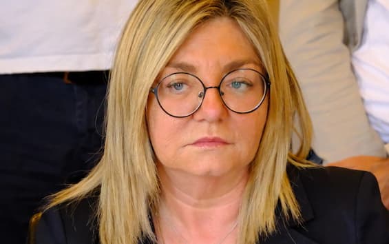 Ancona, assessora alla Cultura: 'Sui fondi sono molto ebrea'. Polemiche ...