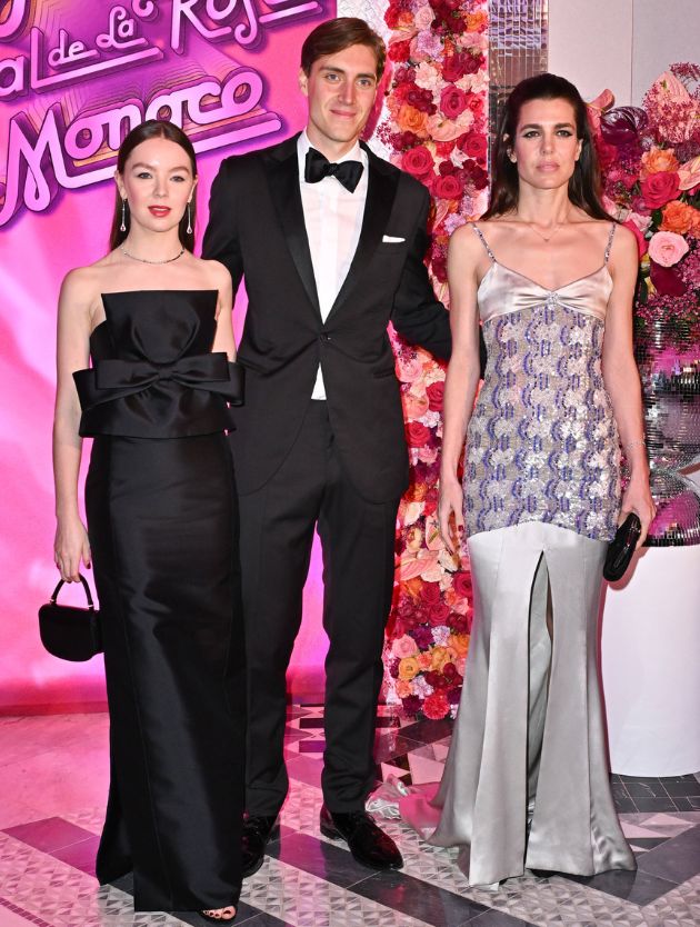 Ballo della Rosa 2024, i look delle principesse a tema disco, da ...