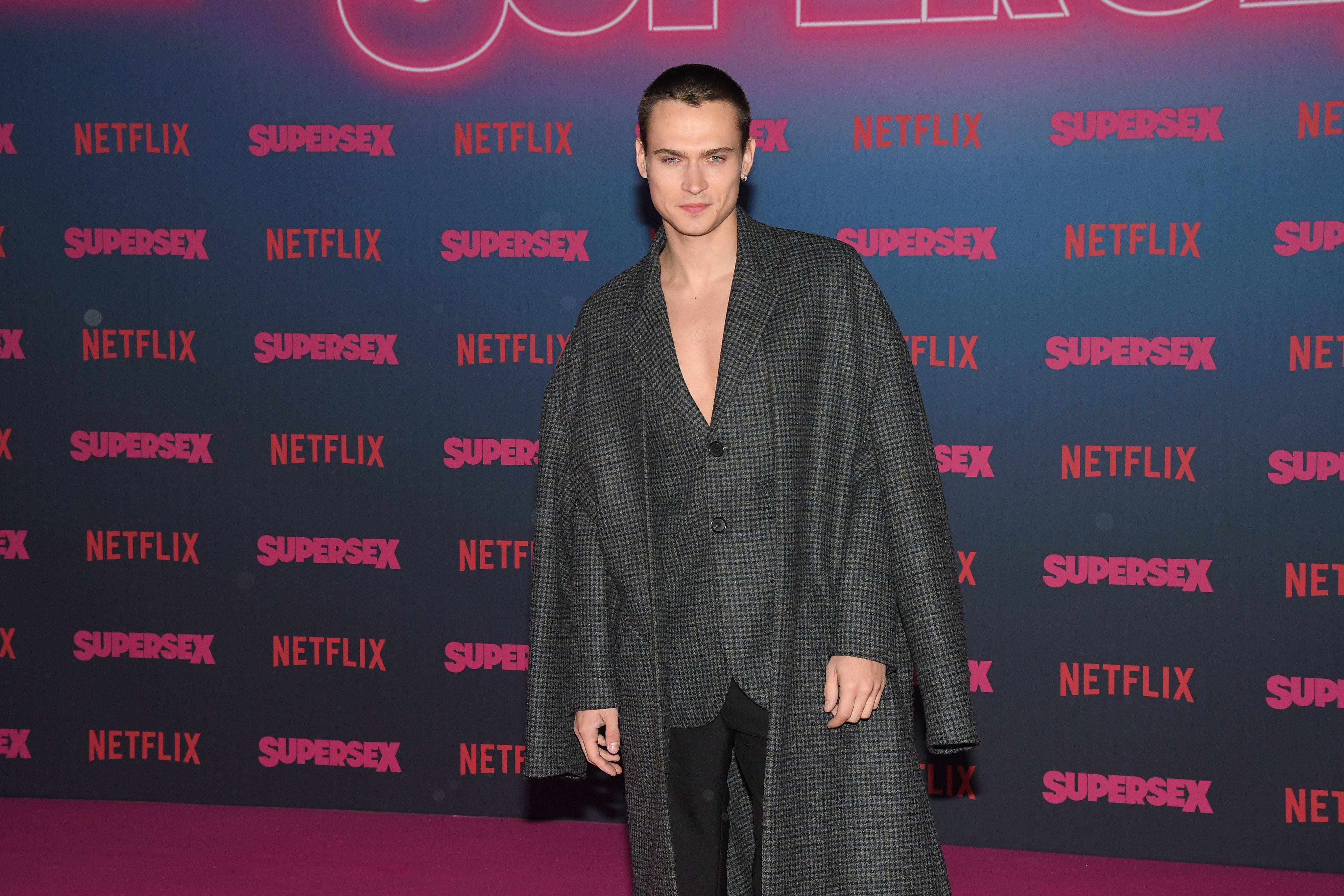 Supersex, il cast della serie Netflix con Alessandro Borghi nel ruolo ...