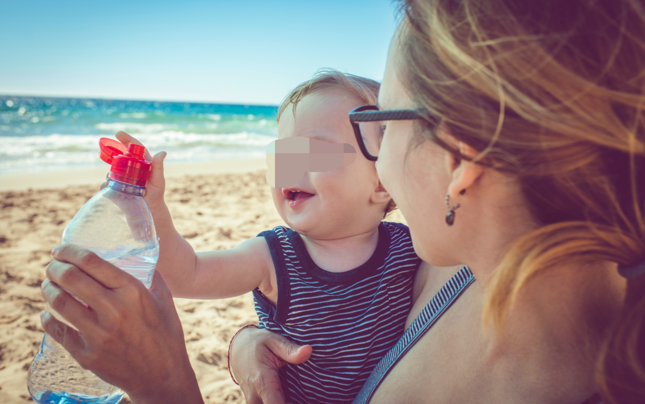 Bimbi al mare: i consigli dei pediatri, dal cibo all'abbigliamento ...