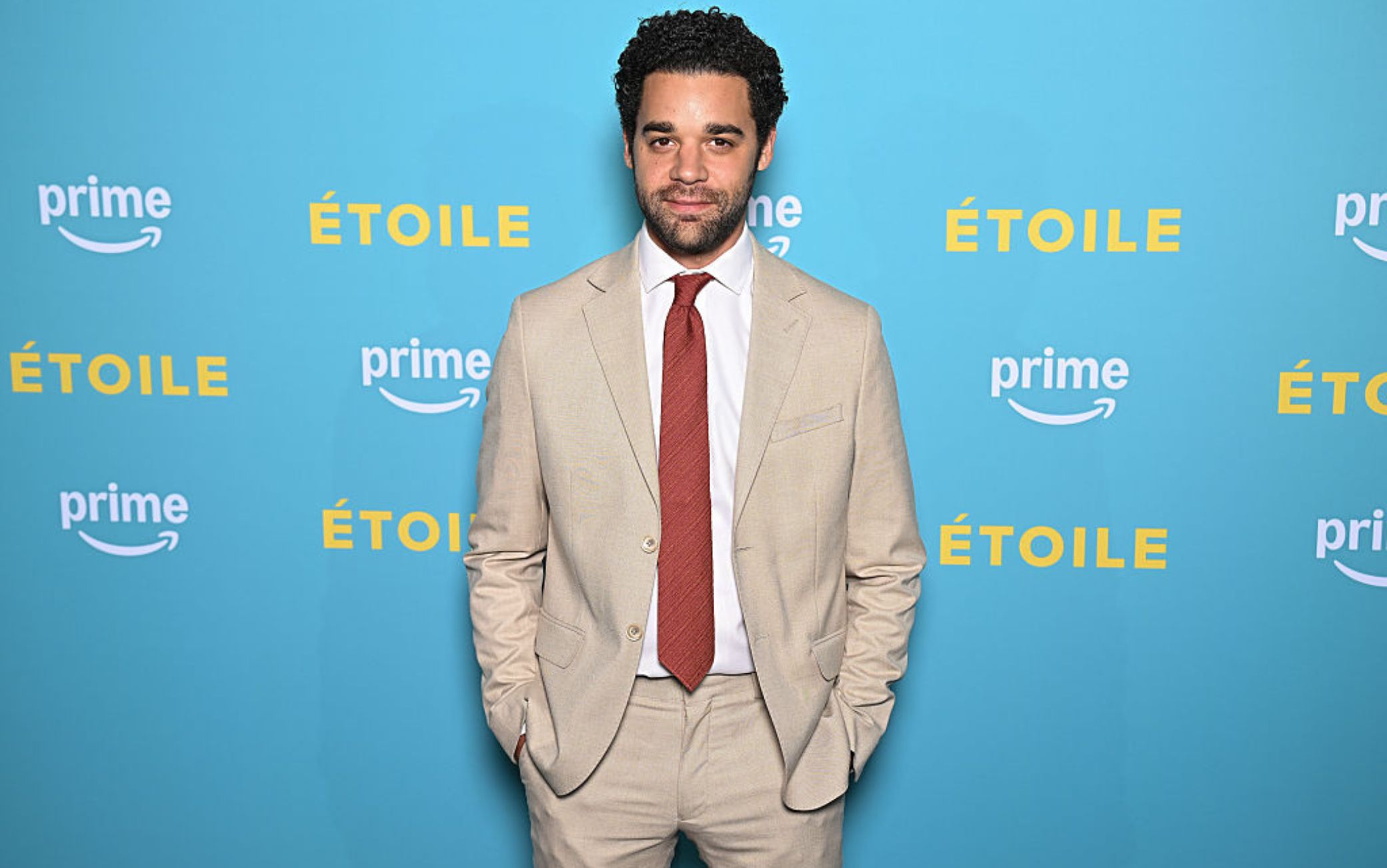 Etoile, il cast della serie tv Prime Video ambientata nel mondo della ...