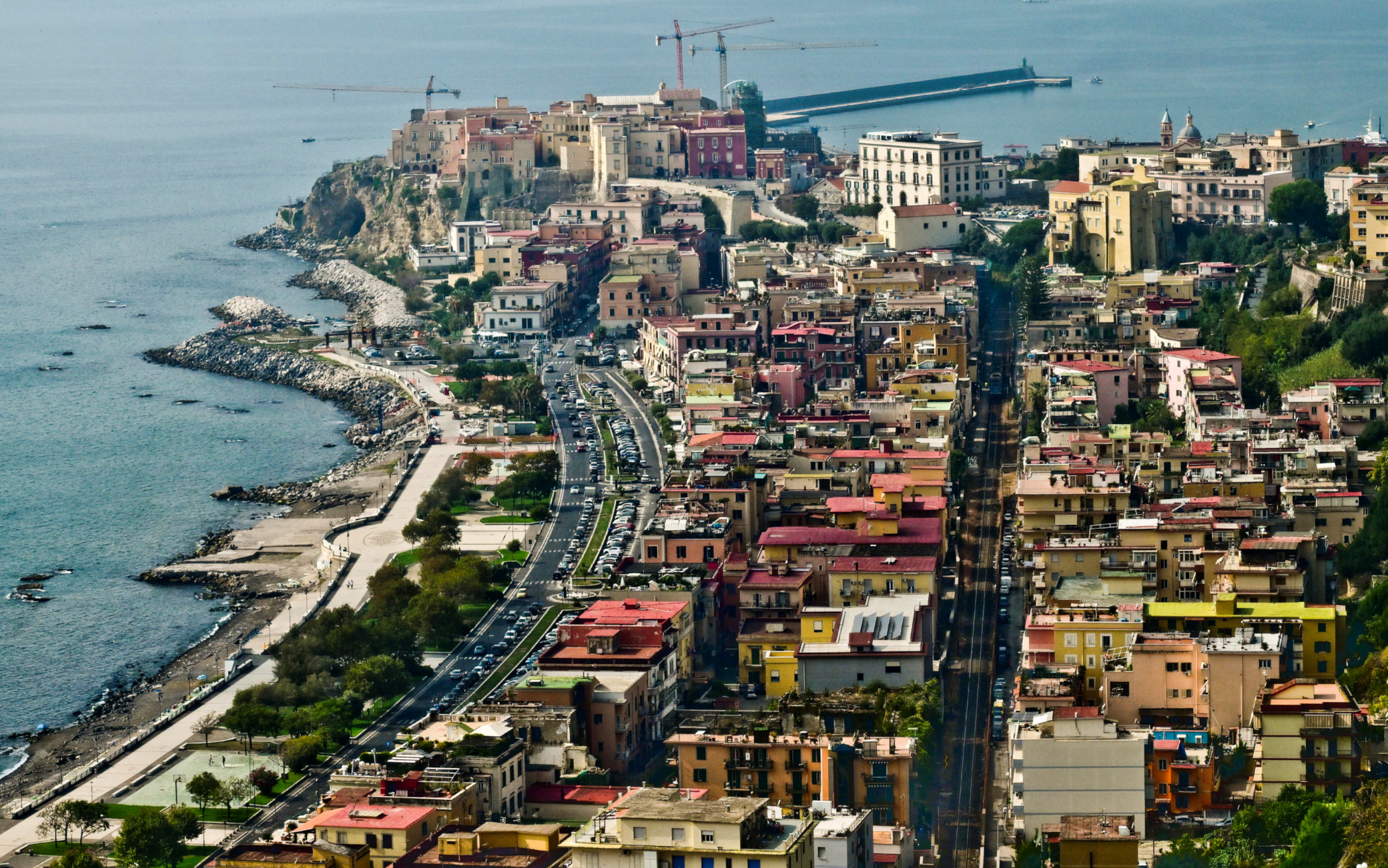 Campi Flegrei, cos'è il bradisismo e cosa accadde negli Anni 80 a ...