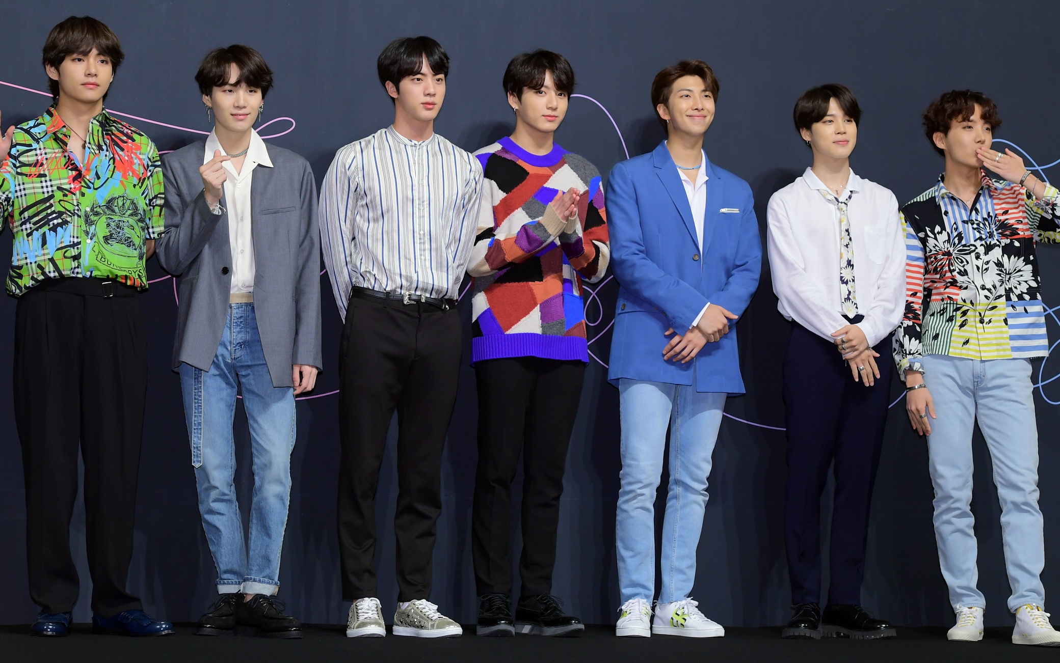 Tanti auguri Jin, il cantante dei BTS compie 30 anni: cosa sapere su di ...