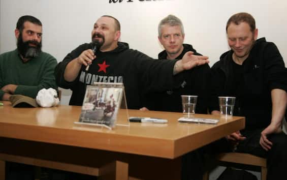 99 posse: le 5 canzoni più famose per festeggiare i 30 anni di carriera