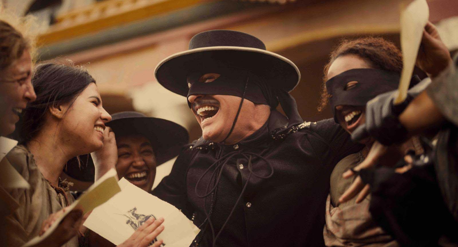 Zorro, il cast della serie tv con Jean Dujardin e Salvatore Ficarra ...
