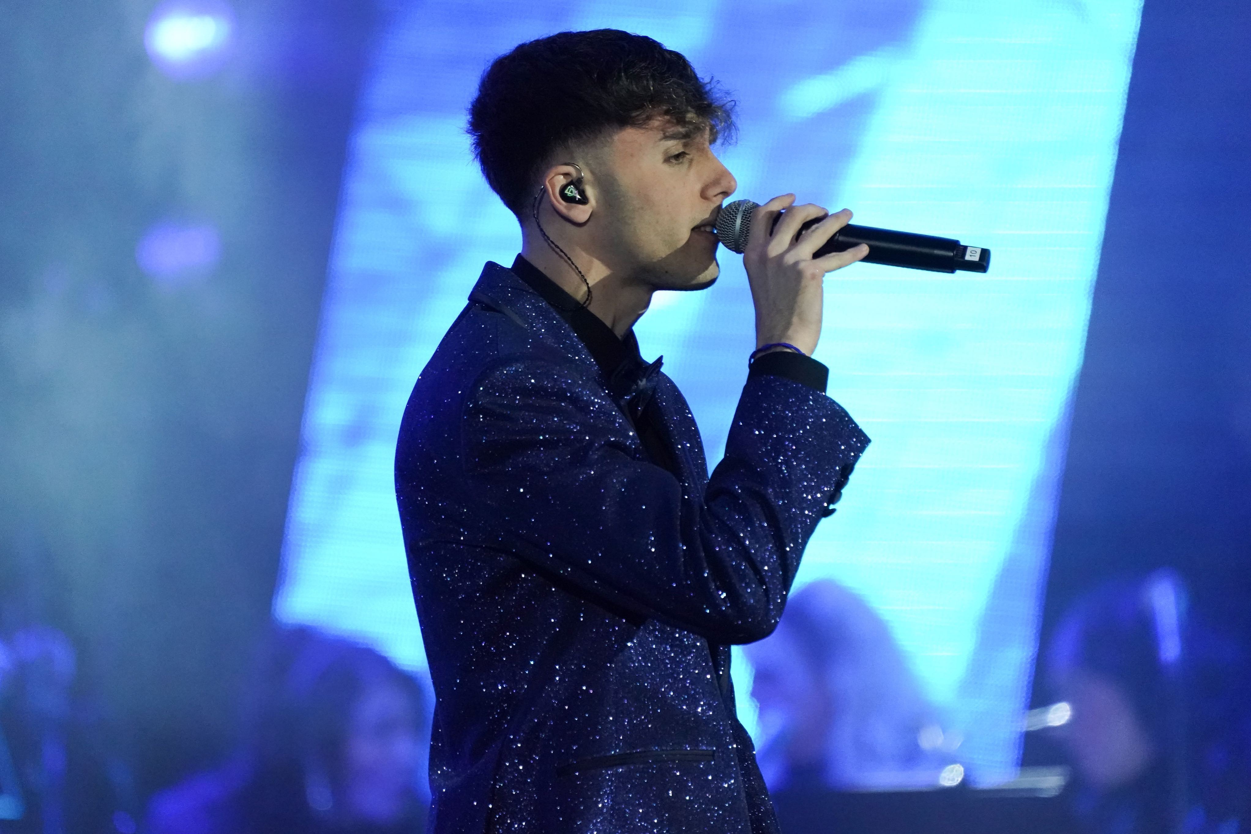 I Cantanti Di Sanremo 2023 Chi è Lda Che Sul Palco Dellariston Canta