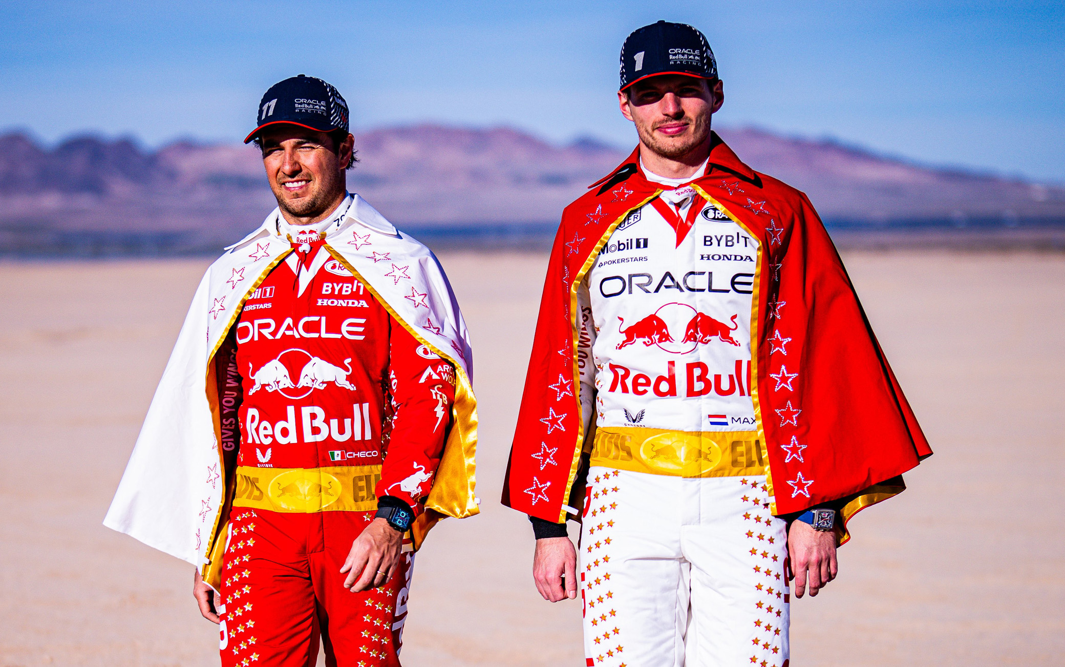 Formula 1, GP Las Vegas 2023: Verstappen e Perez con tutte alla Elvis Presley. FOTO | Sky Sport