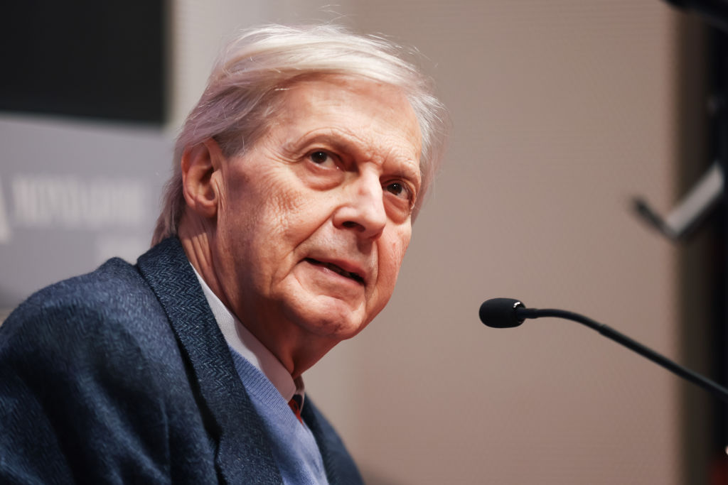 Vittorio Sgarbi annuncia il matrimonio con Sabrina Colle: 'Sposo chi mi ...