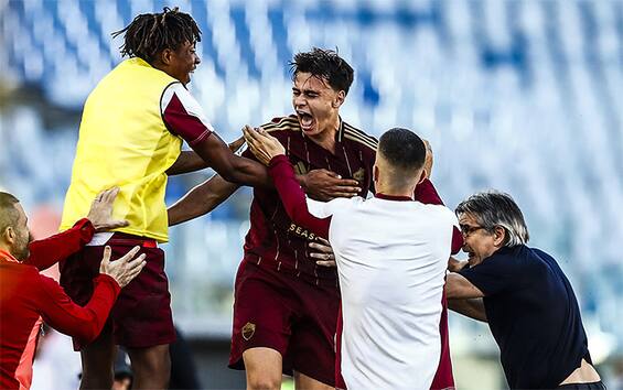 Niccolò Pisilli dopo il gol in Roma-Venezia: l'intervista | Sky Sport