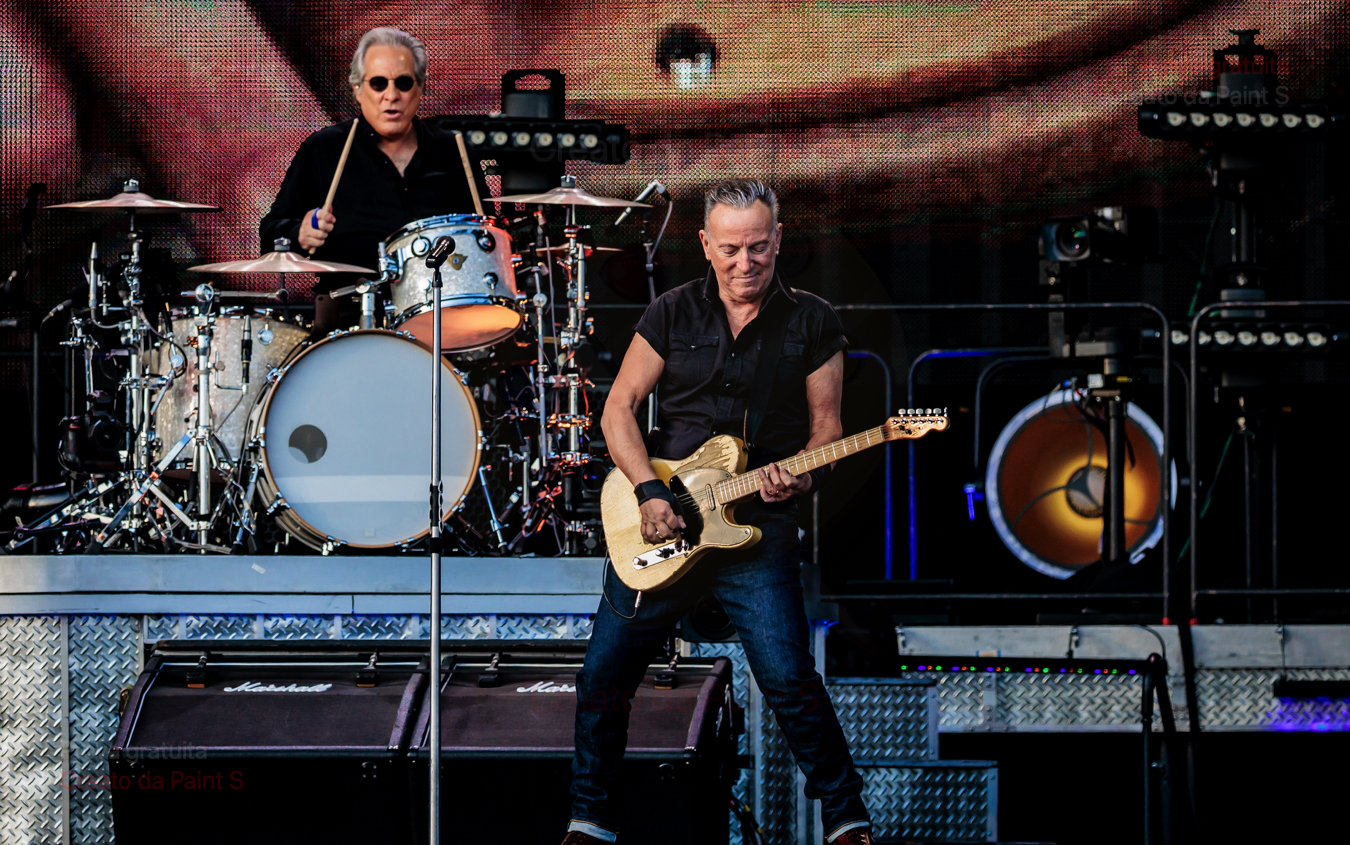 Bruce Springsteen, oltre 70 mila fan per il rock del concerto di The ...