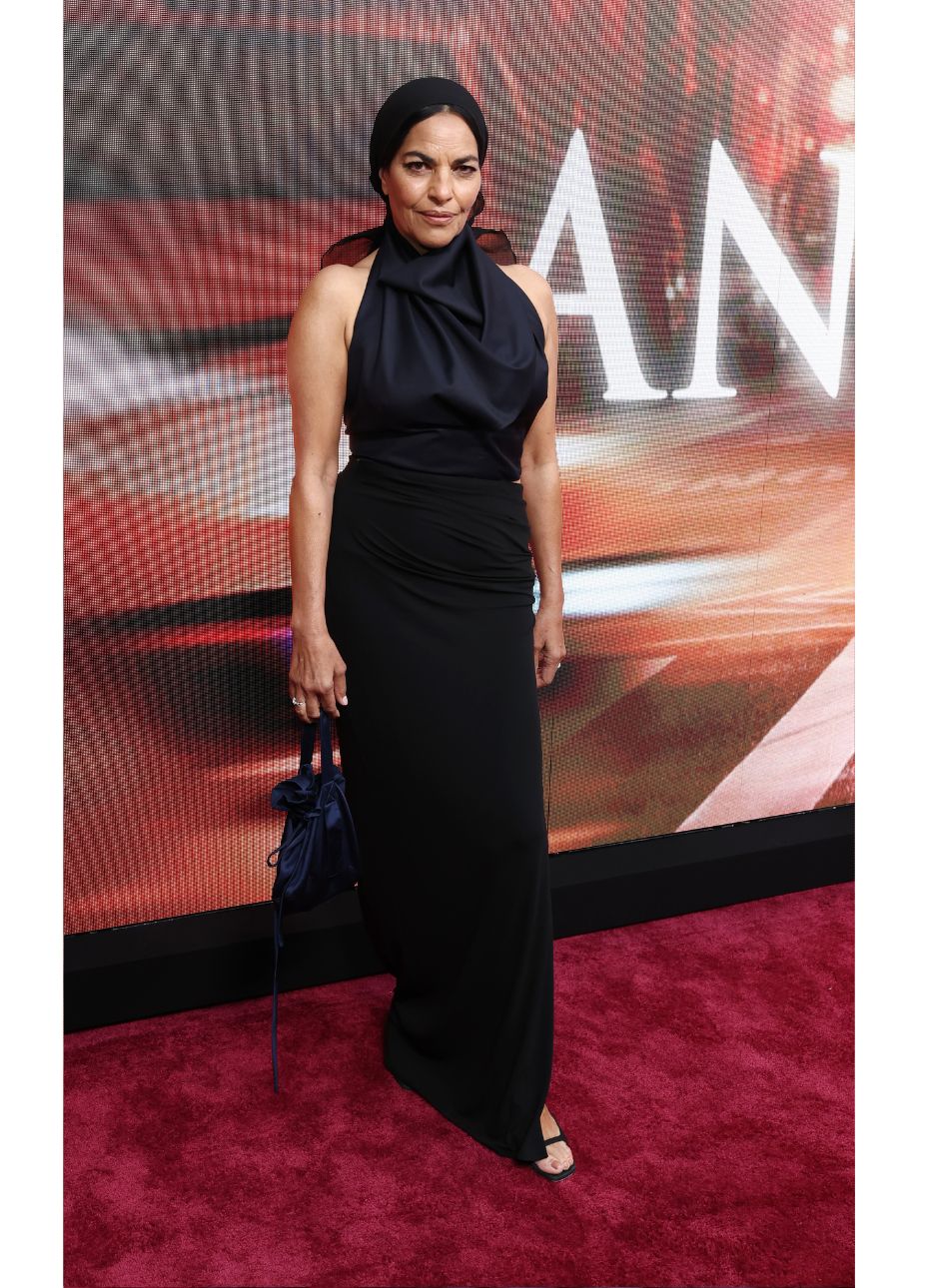 And Just Like That 3, Sarah Jessica Parker in abito lungo alla première ...