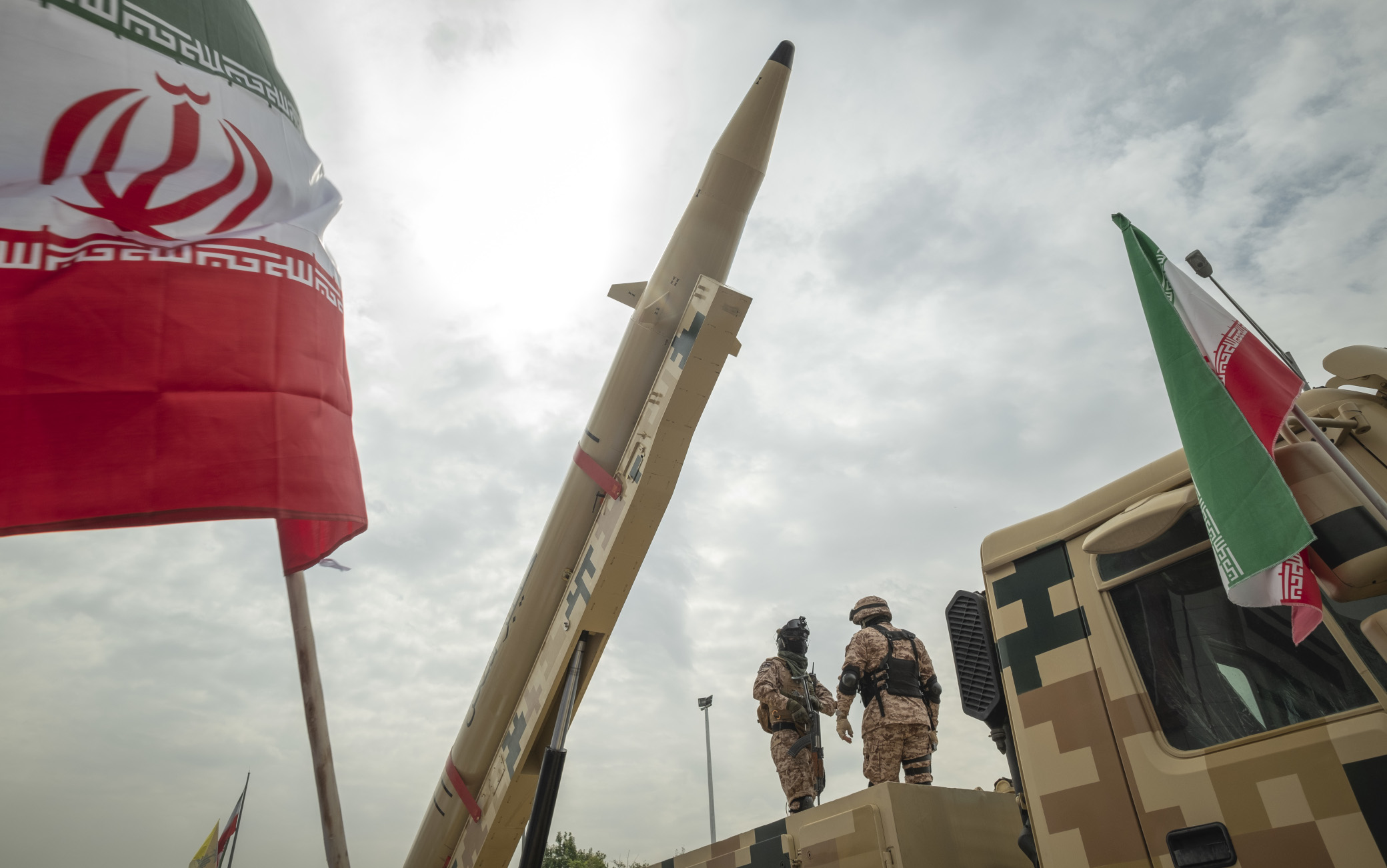 Iran, armi e arsenale degli Ayatollah con droni, missili ipersonici e ...