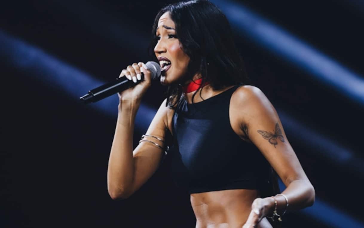 X Factor 2025, Vicky J. Della Peruta canta “La cura per me” di Giorgia ...