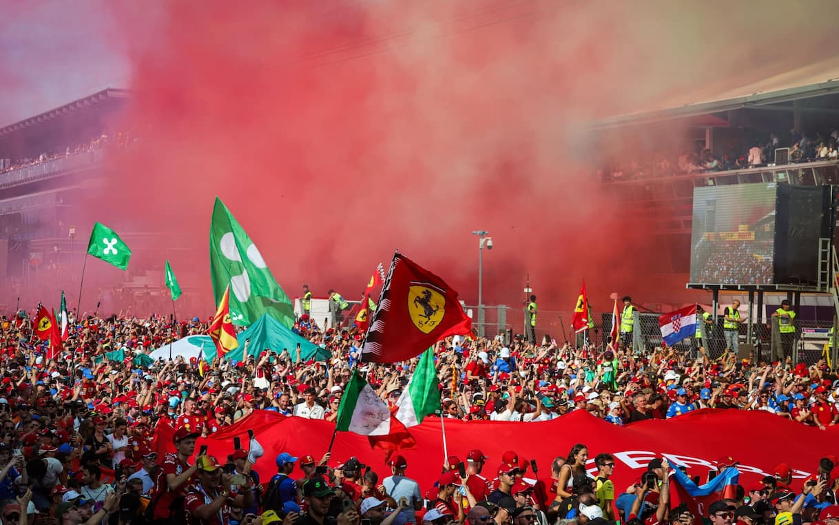 Formula 1, GP Italia: i tifosi a Monza, la 'marea Rossa'. FOTO | Sky Sport