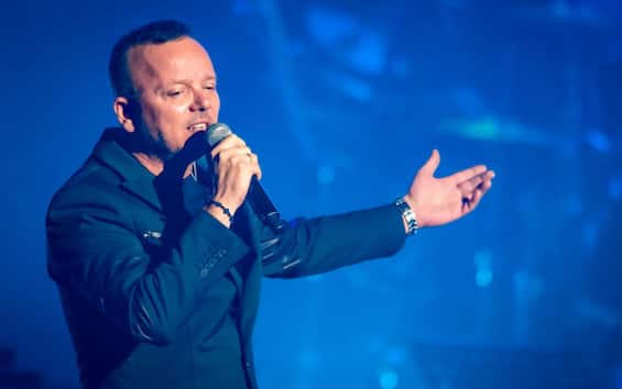 La scaletta del concerto di Gigi d'Alessio al Mediolanum Forum di ...