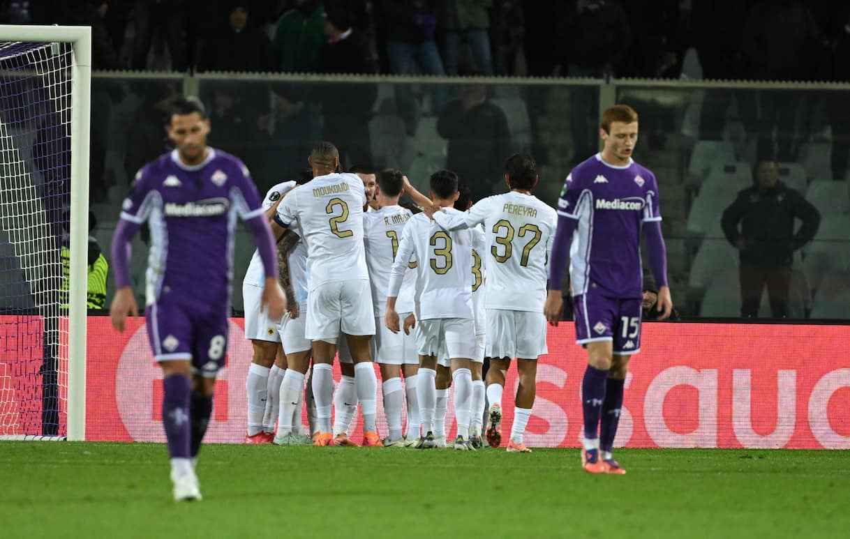 Fiorentina-AEK Atene 0-1: video, gol e highlights | Sky Sport