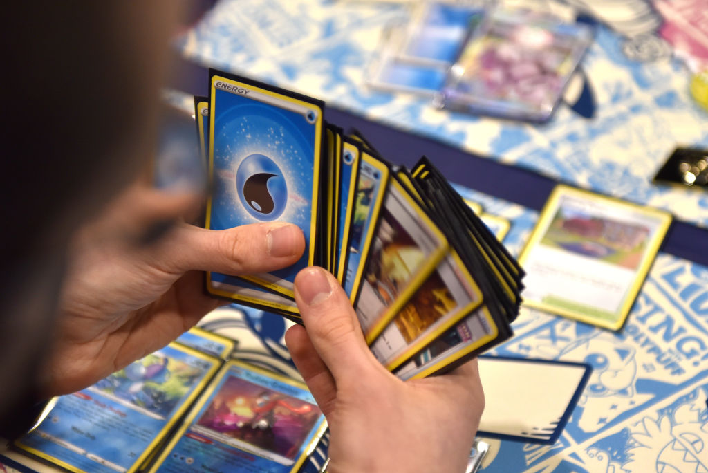 Pokémon Scarlatto e Violetto, nuove carte per espansione Scintille ...