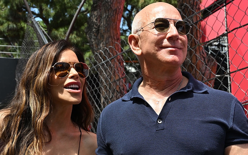 Lauren Sanchez, chi è la donna che sposerà Jeff Bezos a Venezia | Sky TG24