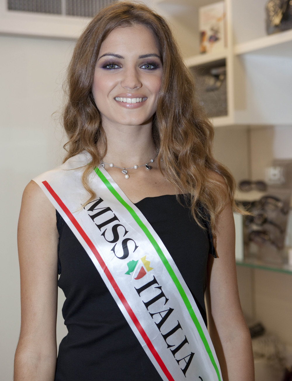 Giusy Buscemi, 15 cose da sapere sulla protagonista di Vanina - Un ...