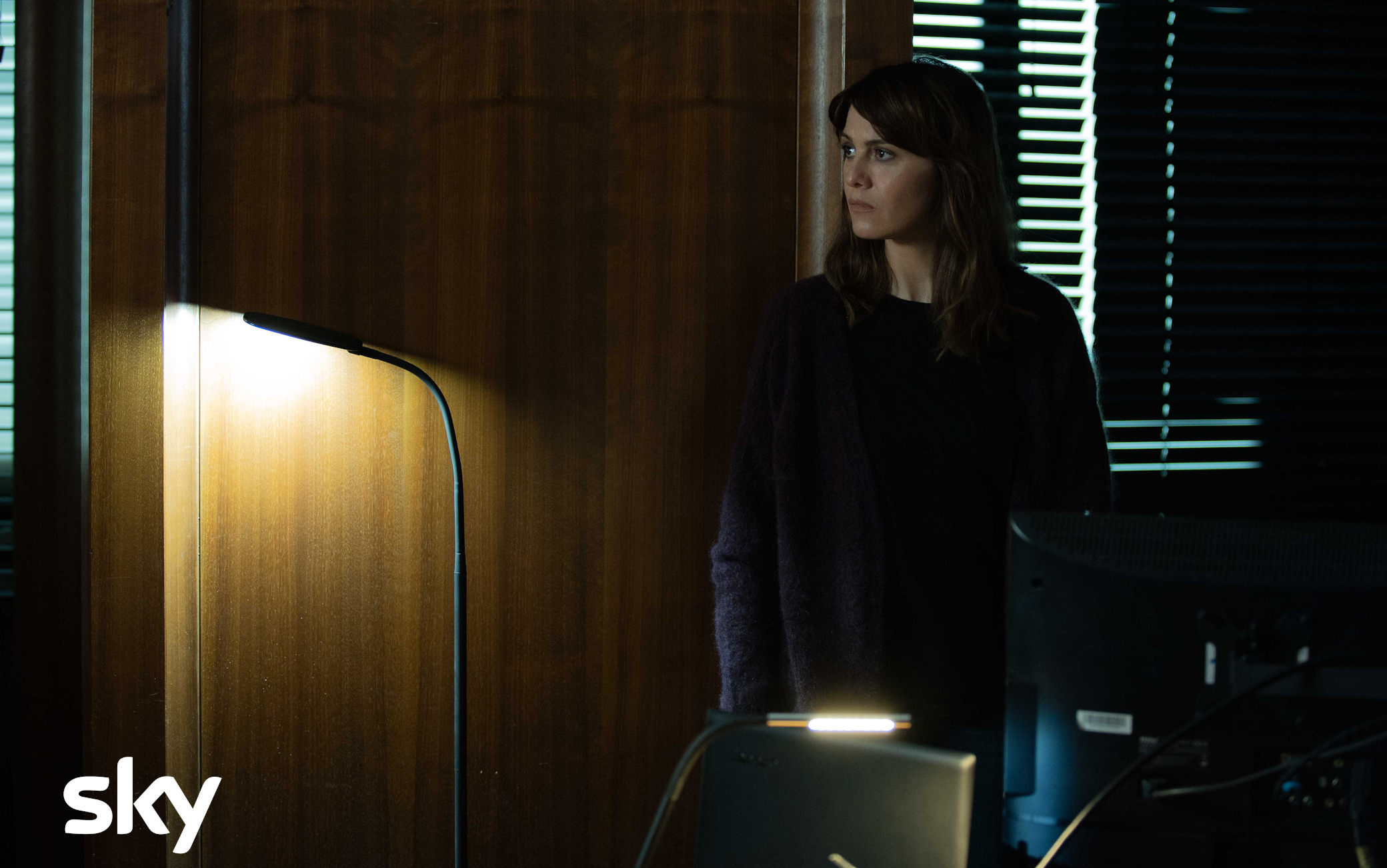 Petra, cast e personaggi della nuova serie tv Sky con Paola Cortellesi