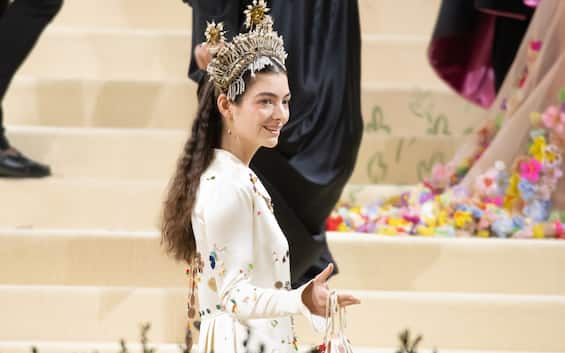 Lorde annuncia il ritorno con il singolo What Was That | Sky TG24