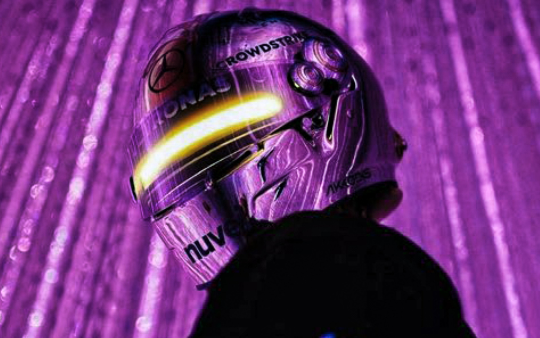 F1, GP Giappone: Hamilton, il suo casco stellare visto da vicino. VIDEO ...