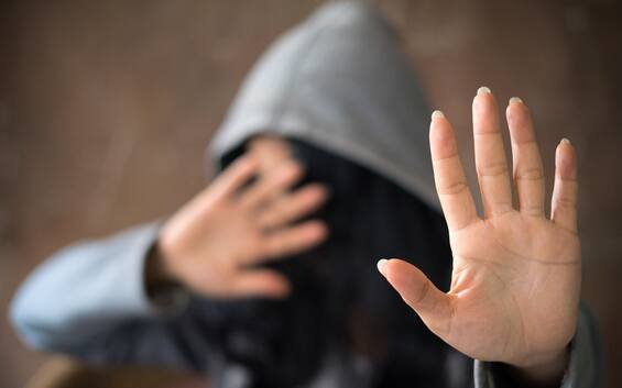 Padova, donna picchiata in casa: 'E' la vendetta del mio stalker' | SkyTG24