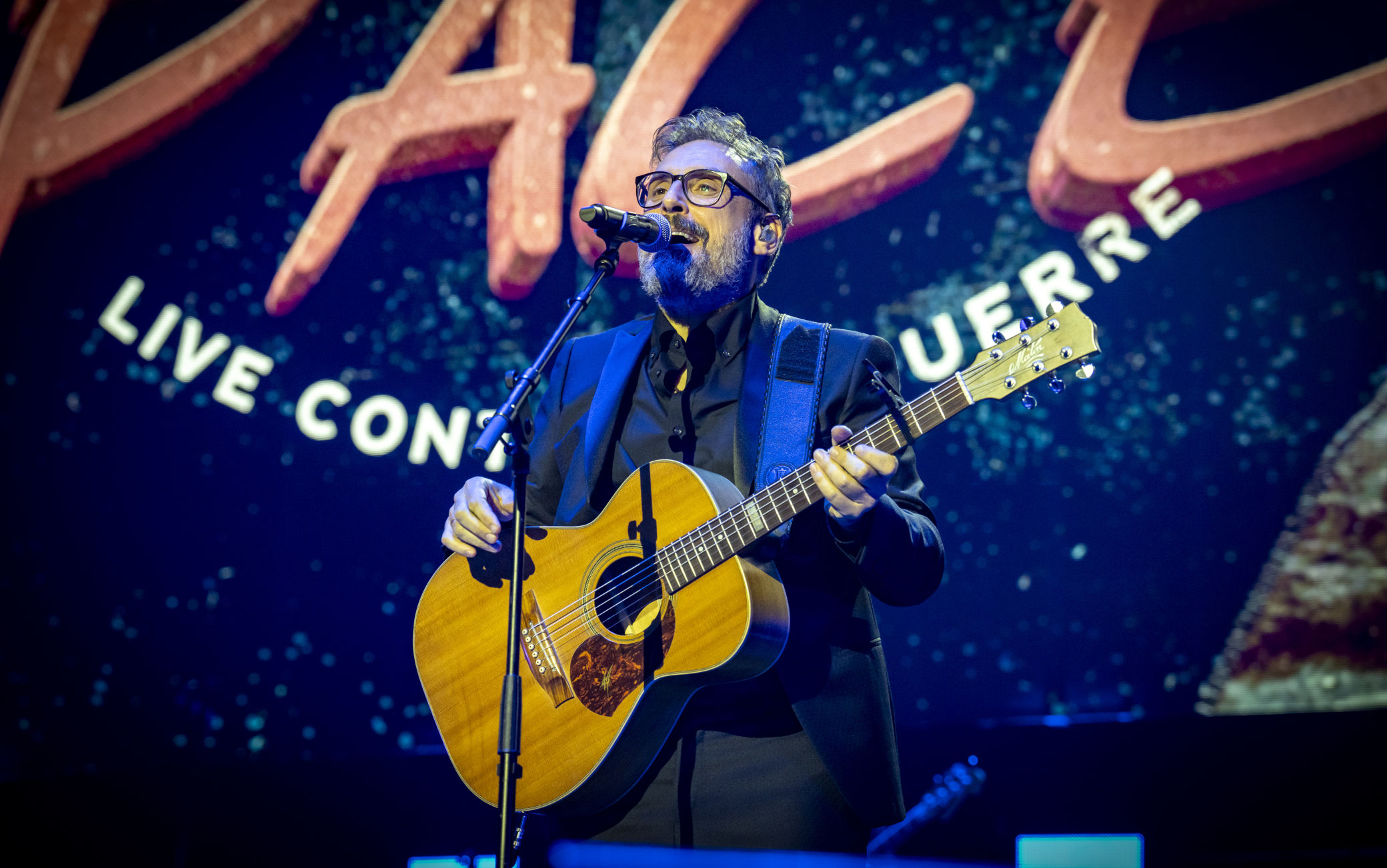 Concerto per la pace al Forum di Assago, i cantanti sul palco, da ...