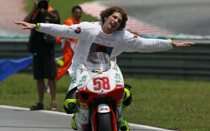 Simoncelli, 12 anni fa la morte: il ricordo social nel giorno dell ...