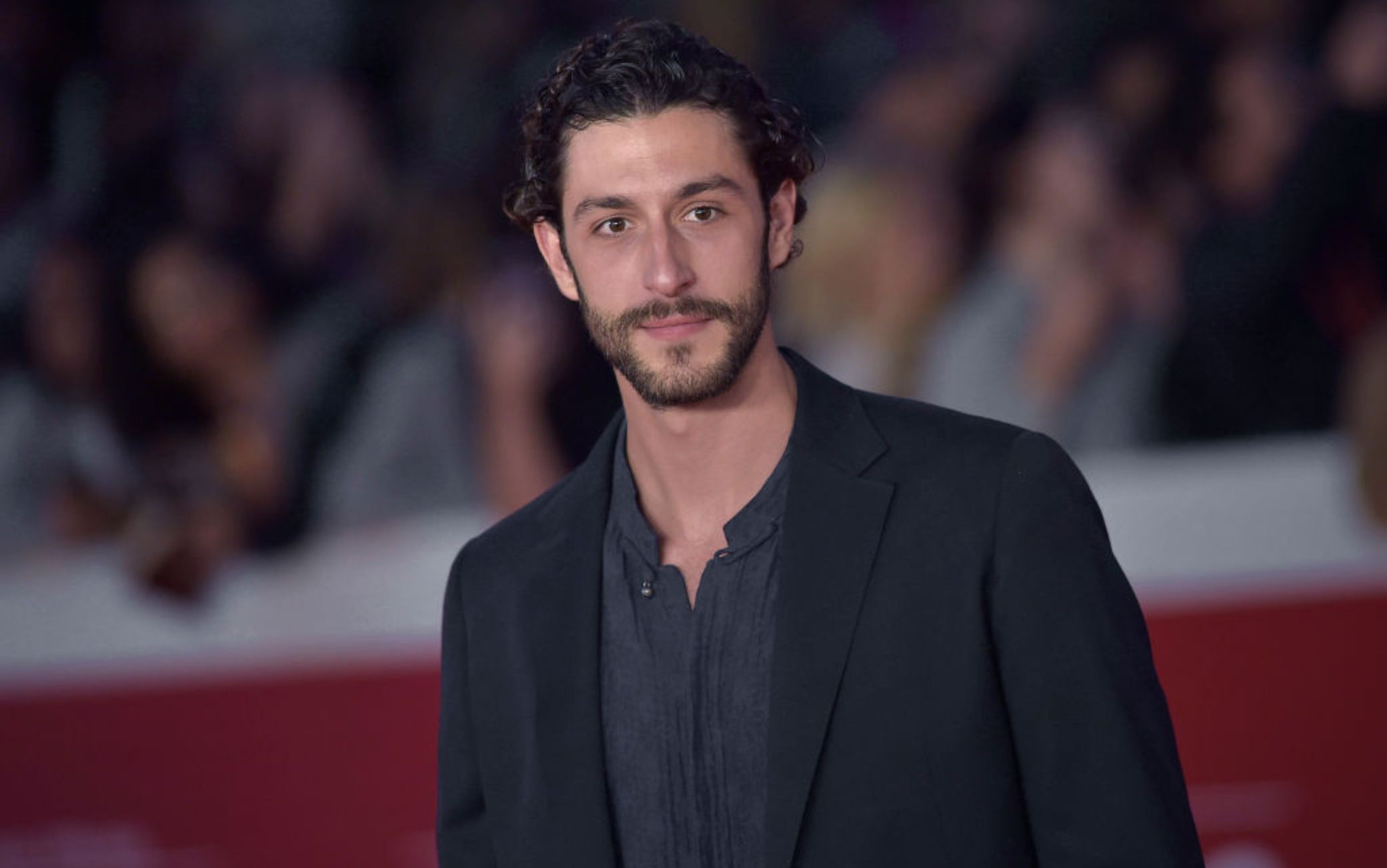 Briganti, il cast della serie tv Netflix con Michela De Rossi e Ivana ...