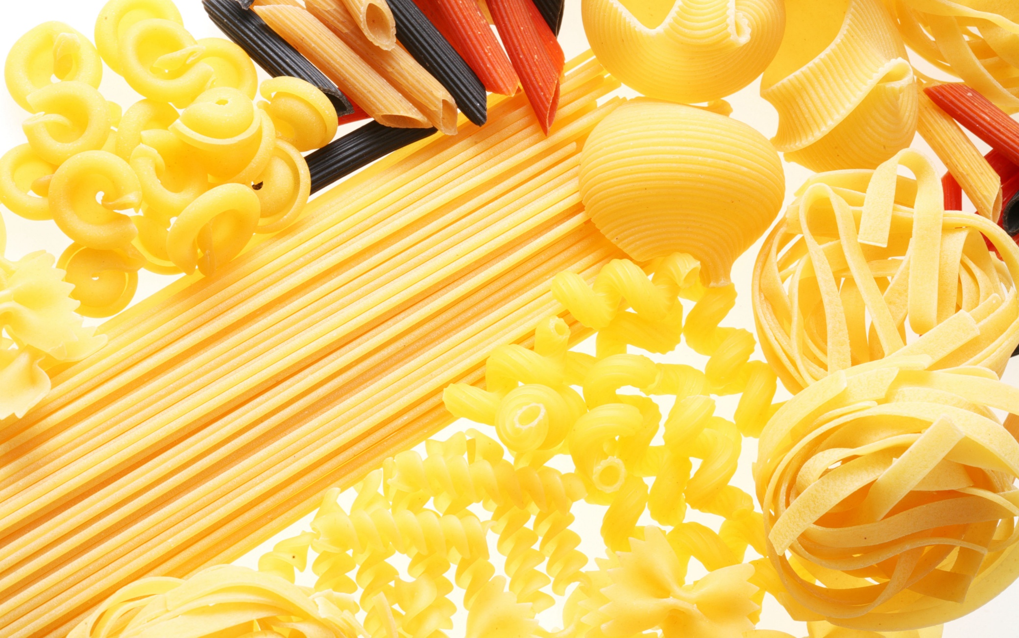 Pasta, 10 ricette da preparare tutto l'anno spendendo meno di 10 euro ...