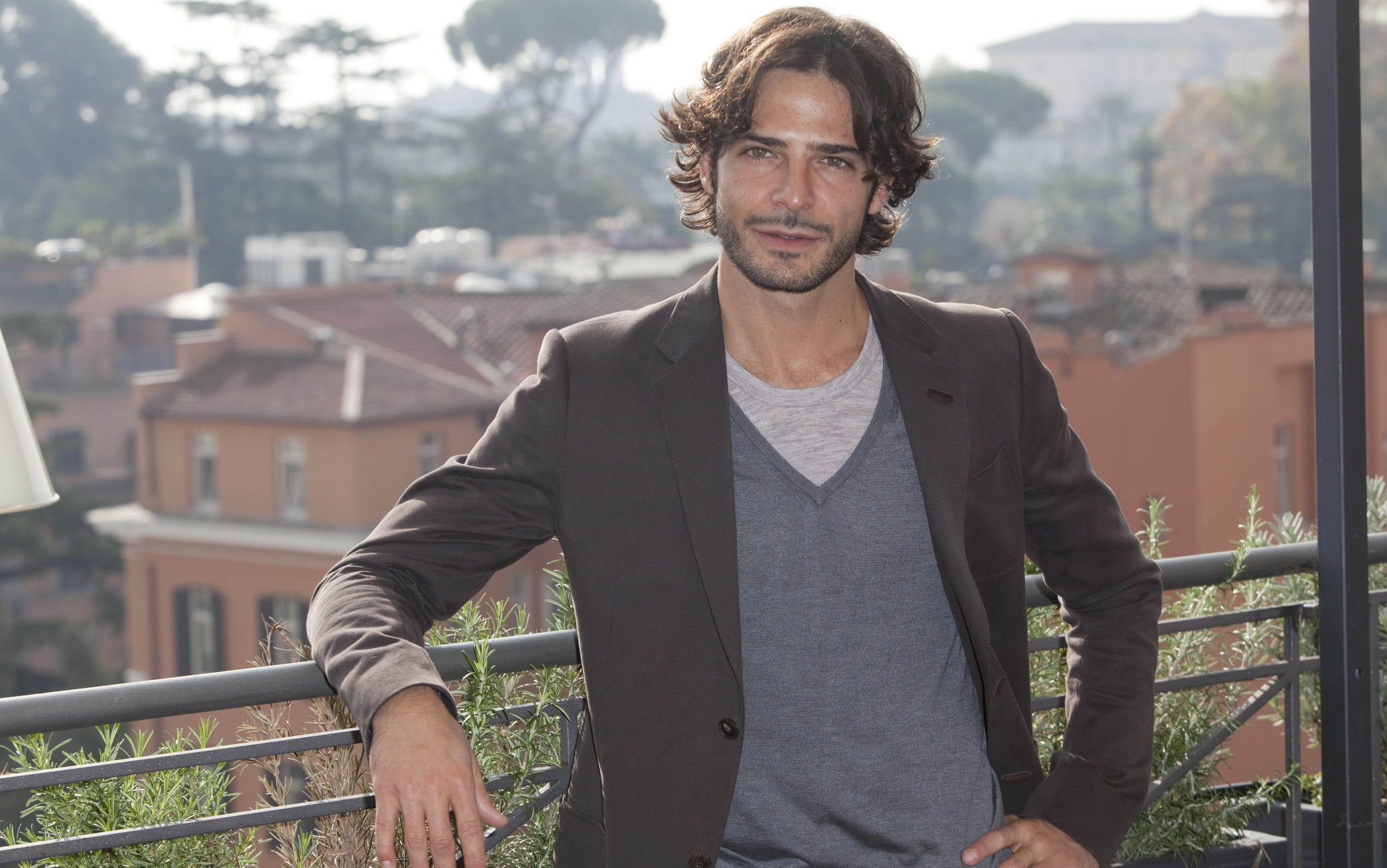 Unwanted, Marco Bocci interpreta il personaggio del capitano Arrigo ...
