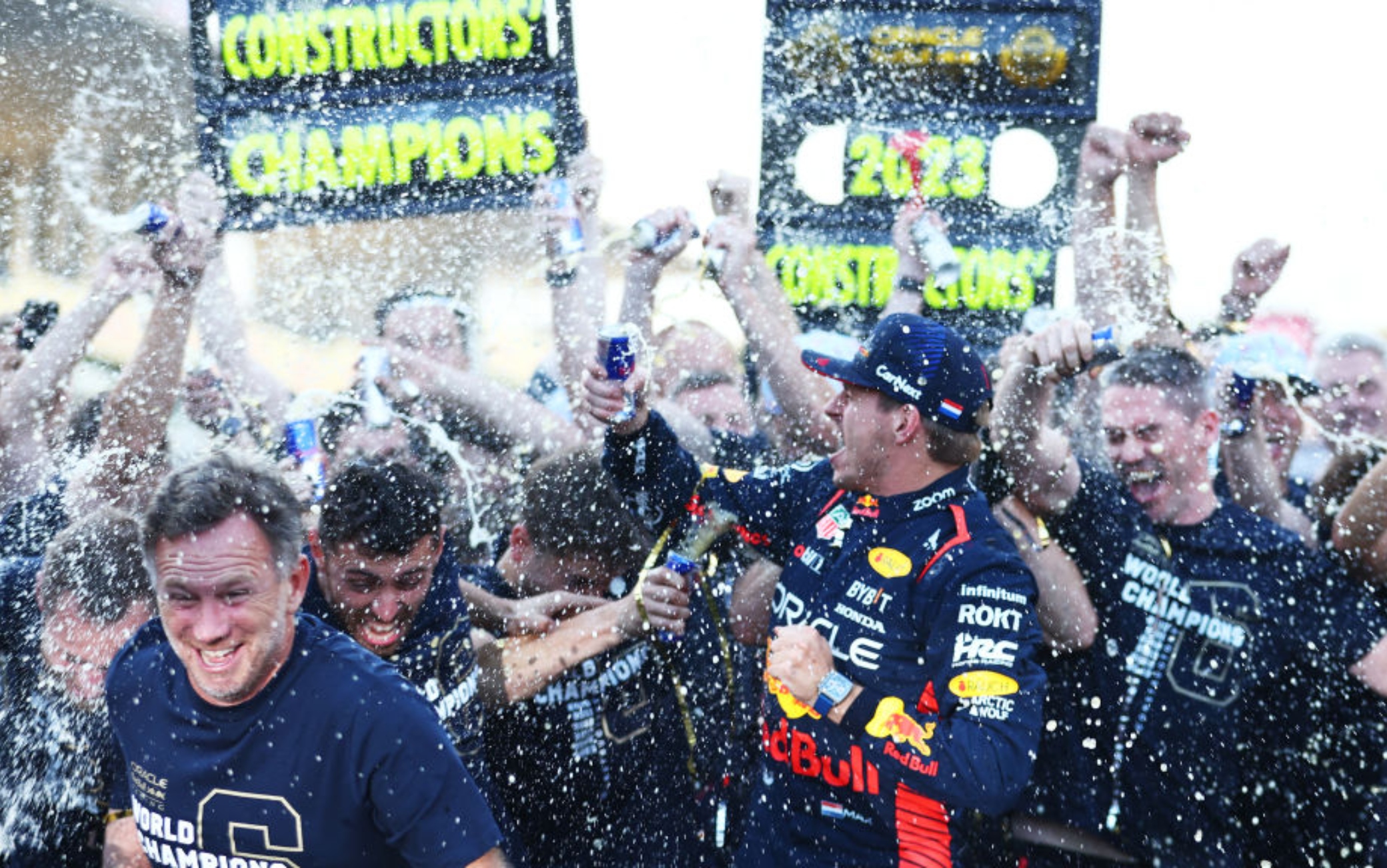 F1, la reazione del box Red Bull nel momento esatto in cui ha vinto il ...