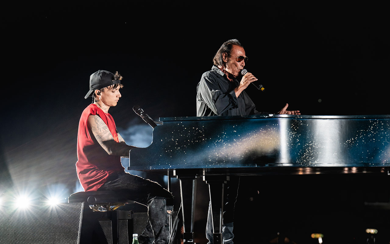 Ultimo, è uscito il nuovo singolo Altrove. In arrivo anche il nuovo ...