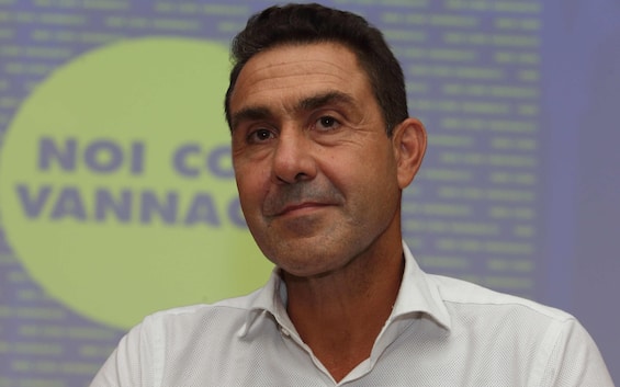 Roberto Vannacci, moglie Camelia Mihailescu: 'Mio marito non è razzista ...