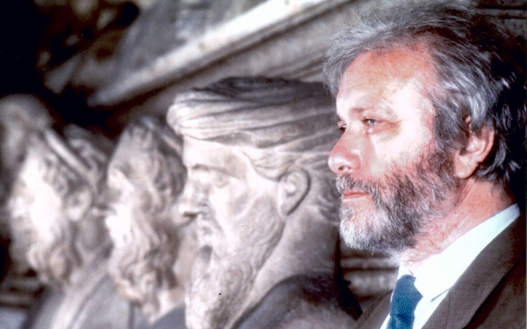 Luciano De Crescenzo, vita e storia dell'ingegnere filosofo di Napoli ...