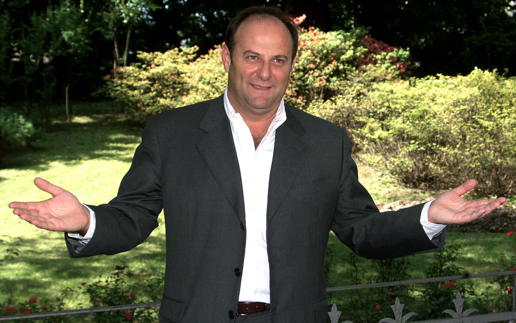 Gerry Scotti compie 65 anni, tutte le tappe della carriera di uno dei ...