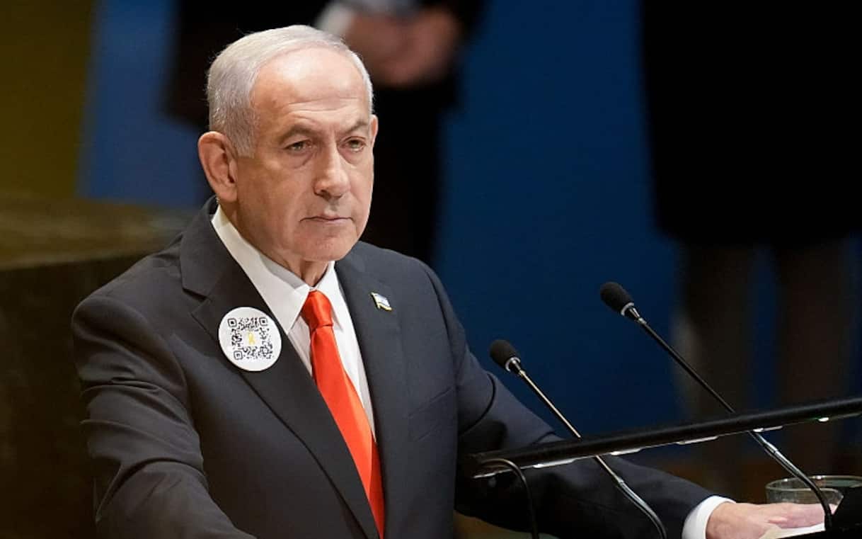 Netanyahu all’Onu mostra QR code con video delle atrocità del 7 ottobre ...