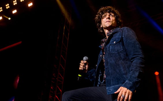 'Vietato Morire': il testo della canzone di Ermal Meta nel libro sulle ...